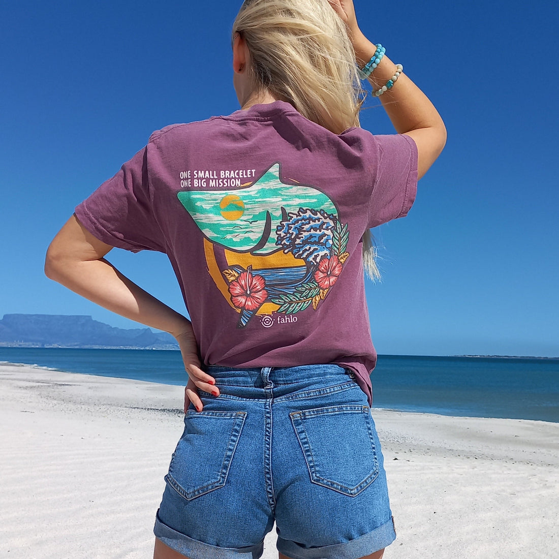 Unisex Voyage T-Shirt | Fahlo